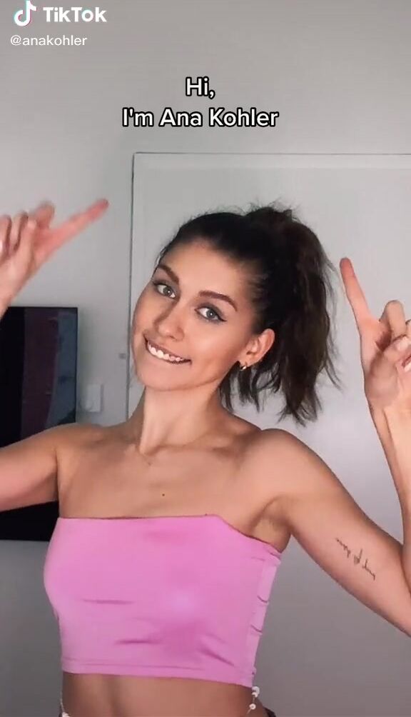 Sexy Ana Lisa Kohler in Pink Tube Top Braless | sexyfilter.com