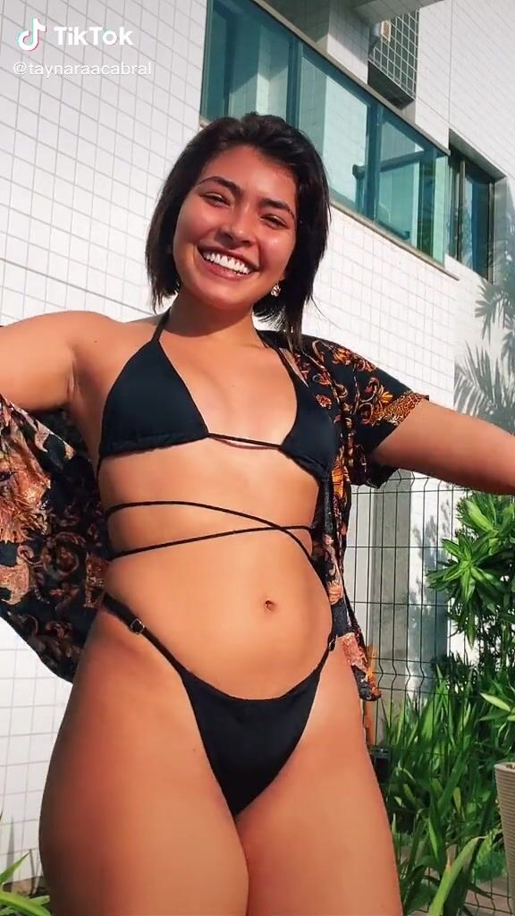 Cute Taynara Cabral in Black Bikini | sexyfilter.com