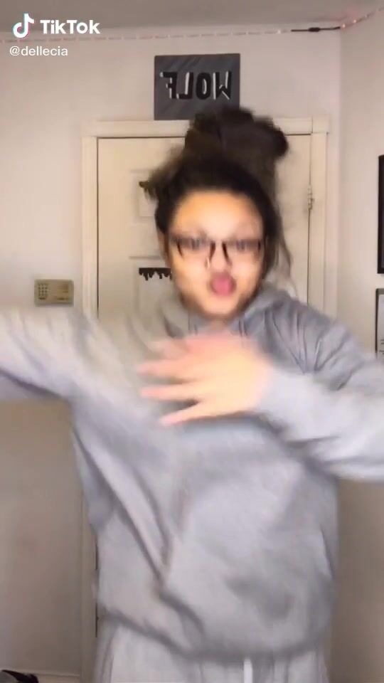 Sexy Dellecia Ann Marie Ethier Shows Cleavage in Beige Dress ...