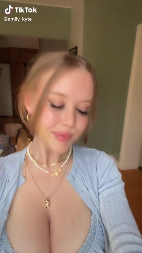 Cute Emily_kyte Shows Cleavage in Blue Crop Top and Bouncing Boobs ...