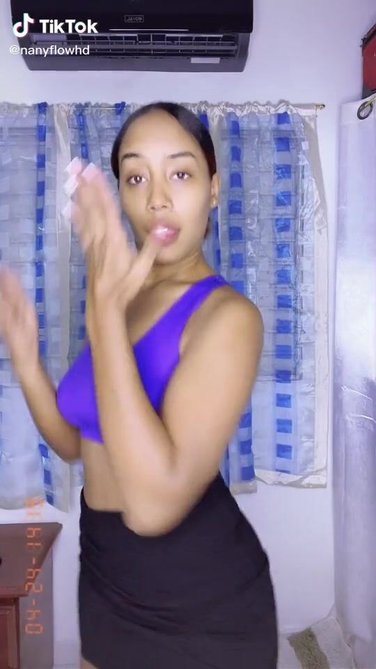 Sexy Nany Flow Shows Cleavage in Blue Sport Bra and Bouncing Boobs | sexyfilter.com
