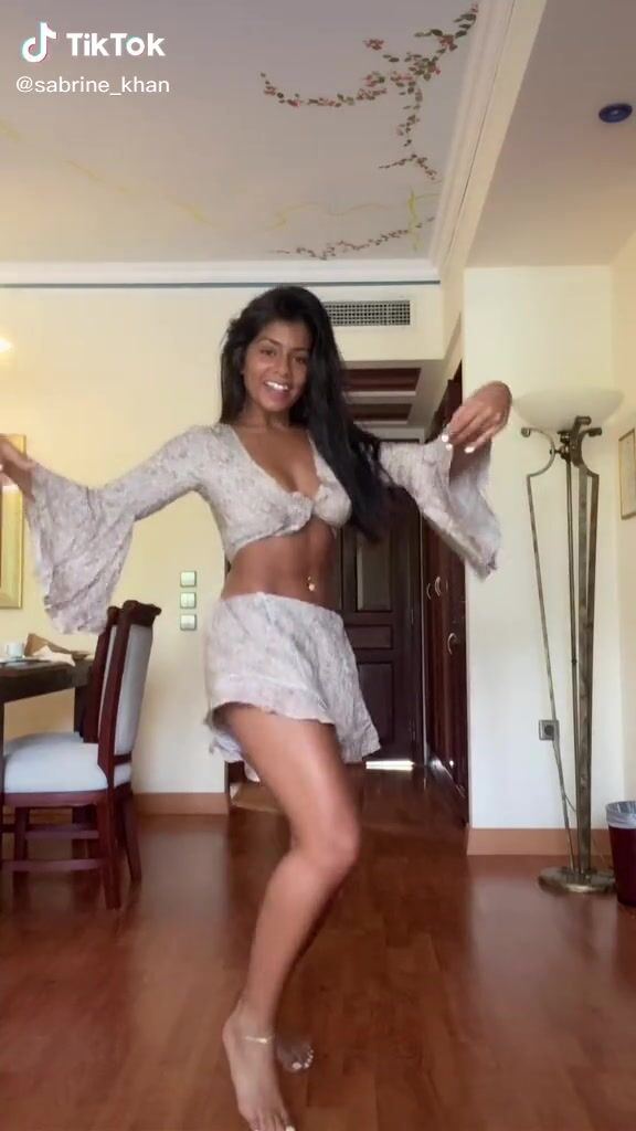 Hot Sabrine Khan in Crop Top | sexyfilter.com