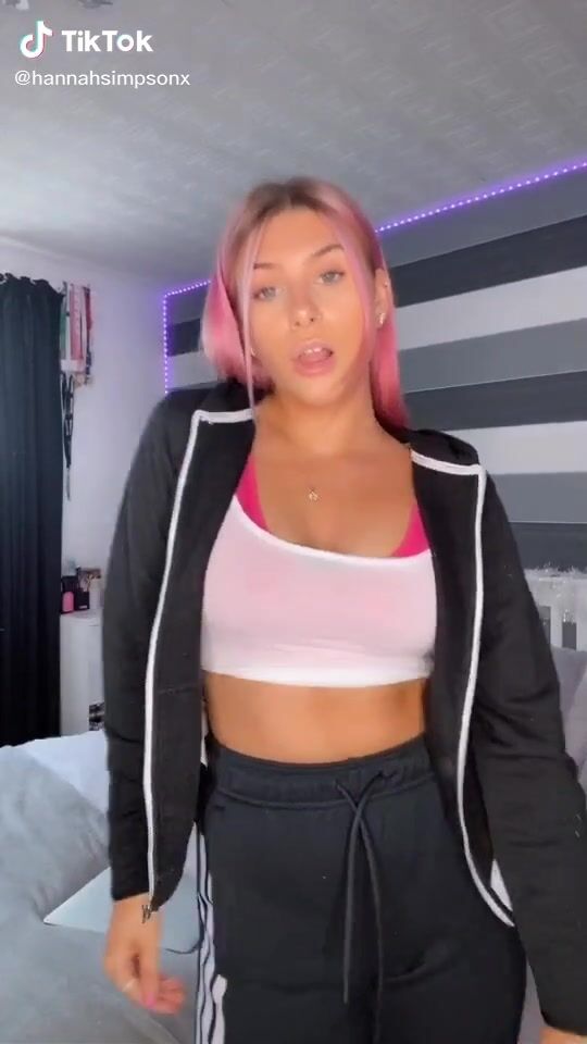 Beautiful Hannah Simpson in Sexy White Crop Top | sexyfilter.com