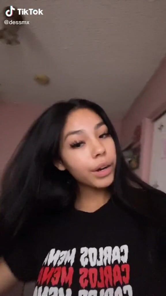Destiny Salazar is Gorgeous in a Car | sexyfilter.com