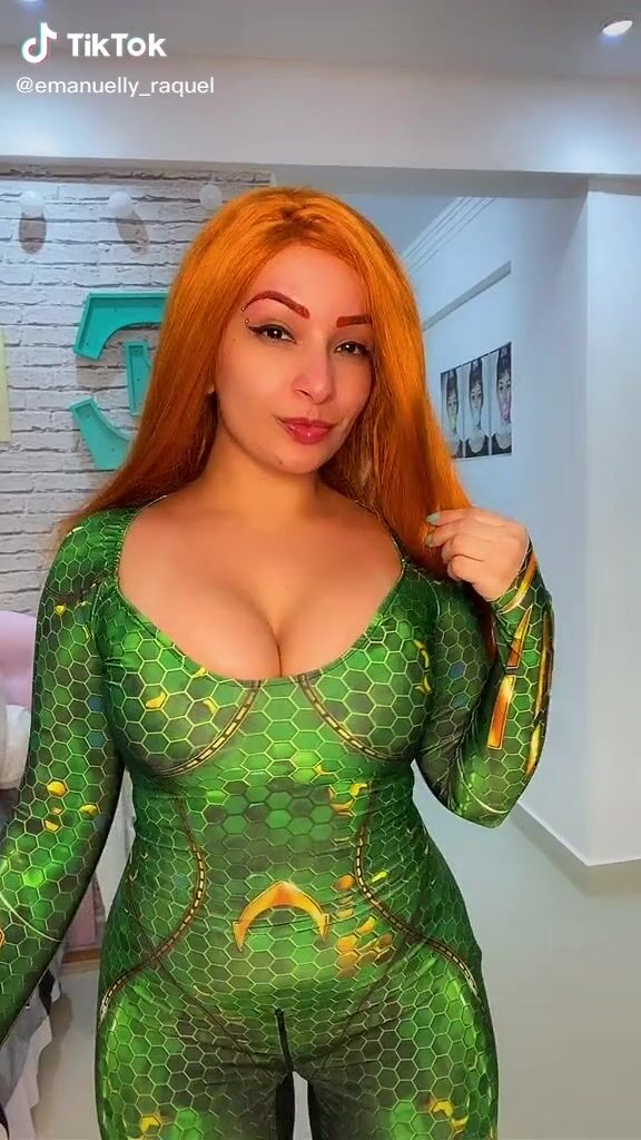 Cute Emanuelly Raquel Shows Big Butt And Bouncing Boobs While Twerking