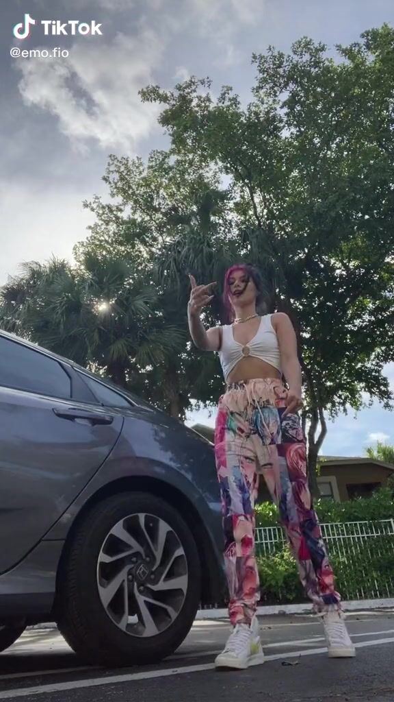 Hot Emo.fio in White Crop Top in a Street in a Car while Twerking ...