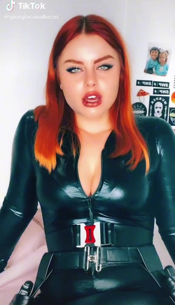 Beautiful Giorgia Cavalluzzo Shows Cleavage